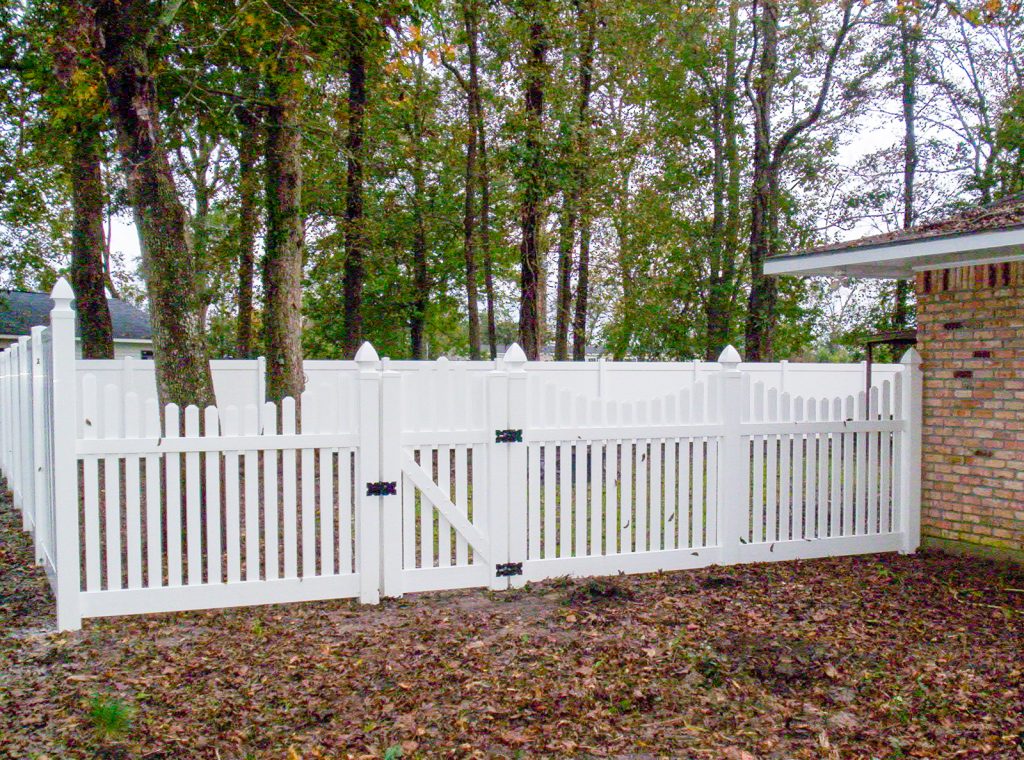 Vinyl Gates - Country Estate Fence | Installation-Ready Vinyl Gates
