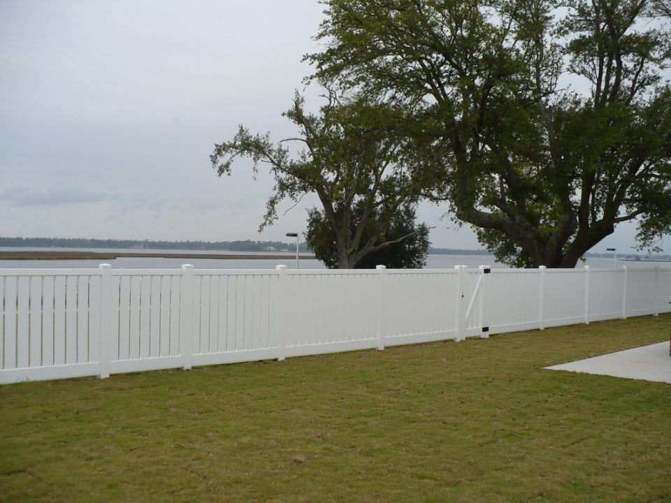 Lakeview - Country Estate Fence