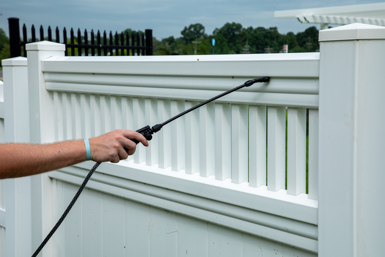 Tips For Making Your Vinyl Fence Look Its Best - Country Estate Fence