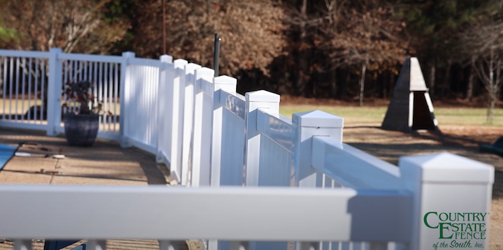 Sinai Drive Shines With Pacific Fence Install - Country Estate